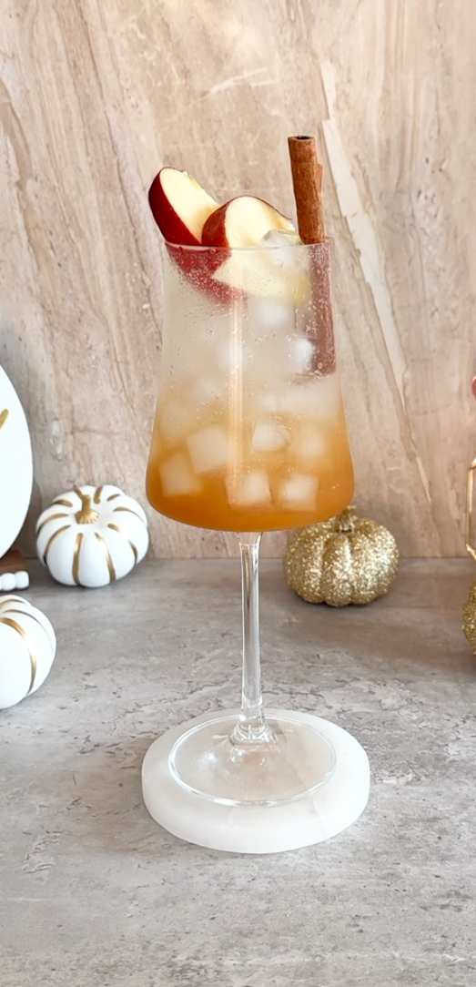 Apple Cider Spritz Recipe - Styled By Daisies